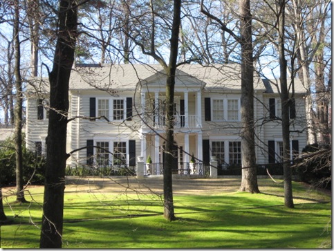 Walking in Mountain Brook - Southern Hospitality